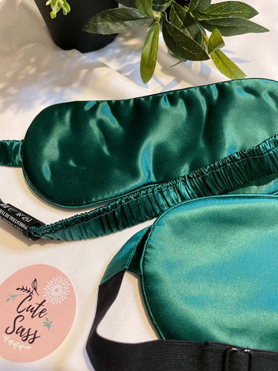 SILK SLEEPING MASK - EMERRALD GREEN – Cute Sass™
